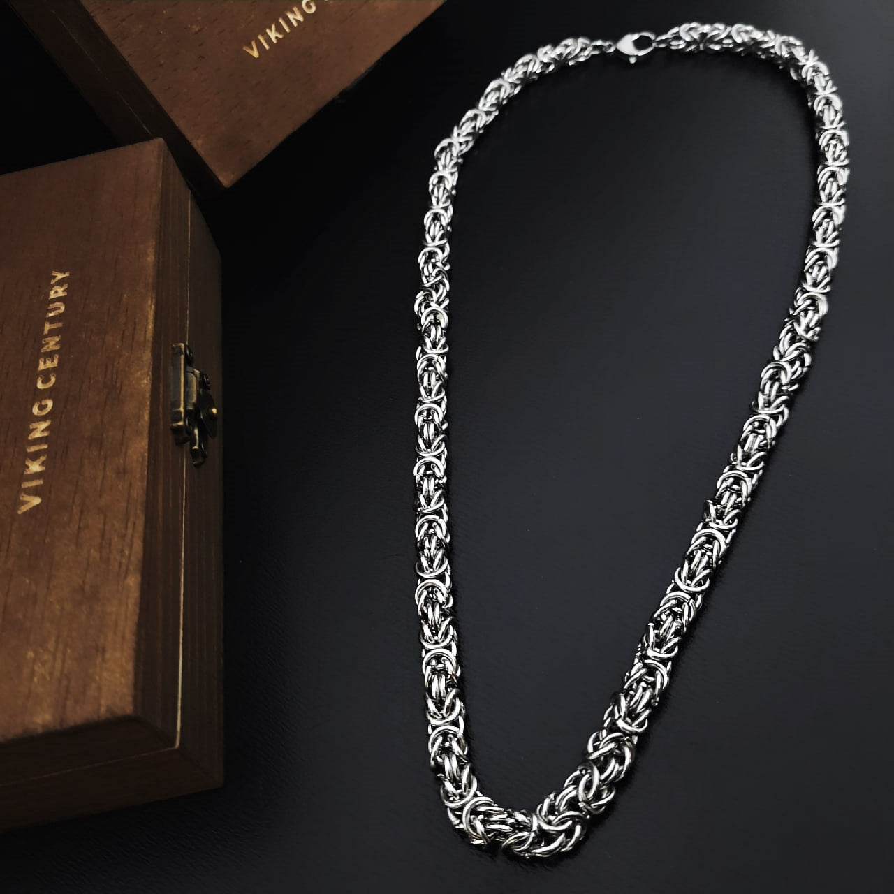 Lant Quad Knot Viking Century